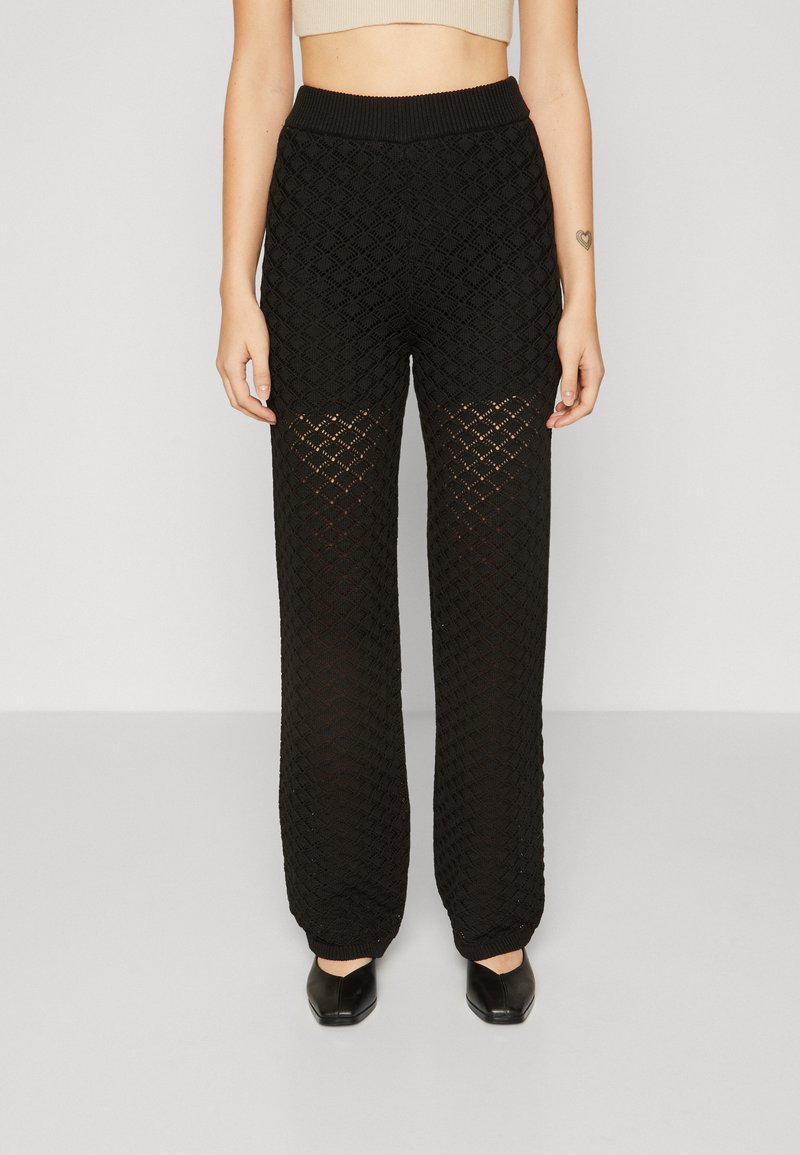 Selected Femme SLFFRIDA STRUCTURE PANTS - Trousers - black - Zalando.de