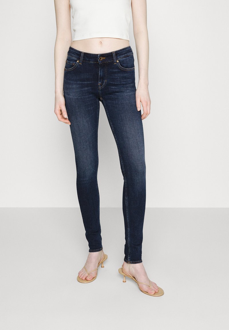 Tiger of Sweden SLIGHT - Jeans Skinny Fit - charm/dark-blue denim ...