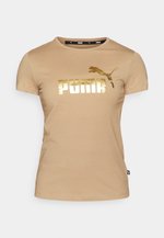 Puma METALLIC LOGO TEE - Print T-shirt - prairie tan/gold foil/beige ...