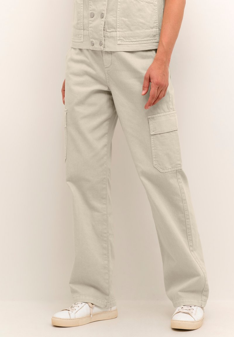 Cream CRIRIS - Cargo trousers - washed oatmeal/beige - Zalando.ie