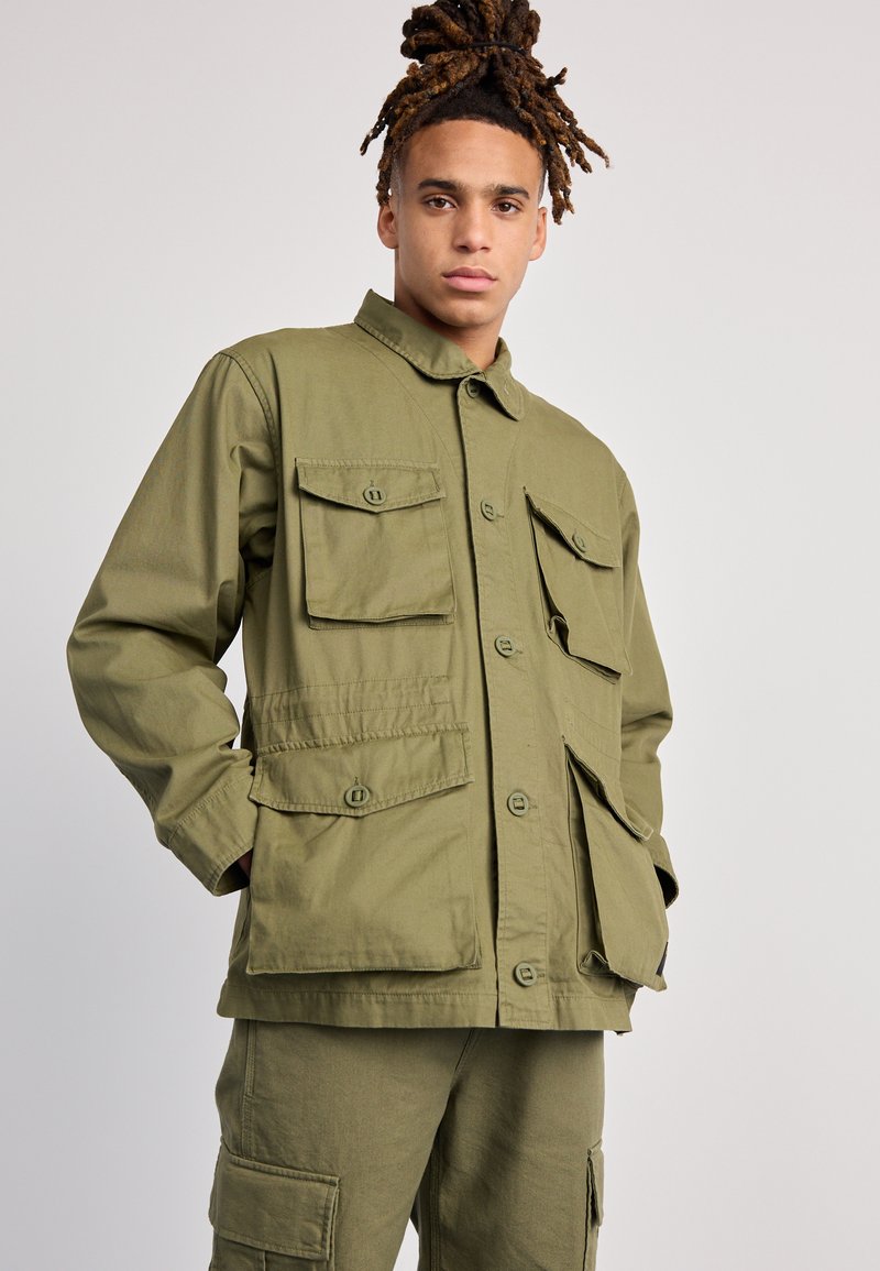 Carhartt WIP UNITY - Chaqueta fina - khaki/caqui - Zalando.es
