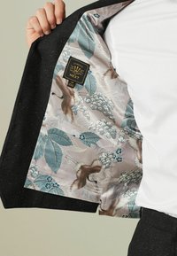 Next NOVA FIDES ITALIAN FABRIC TEXTURED - Weste - black/schwarz - Zalando