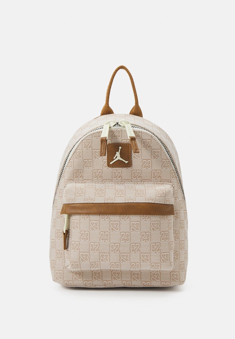 Jordan JAN MONOGRAM MINI BACKPACK UNISEX - Tagesrucksack - coconut milk ...
