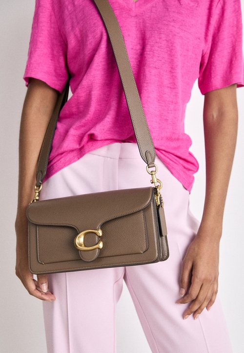 Väskor Dam online | Hitta trendiga väskor | ZALANDO - Sida 3