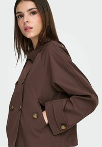ONLY ONLAPRIL LIFE OTW NOOS - Summer jacket - chocolate martini/brown ...