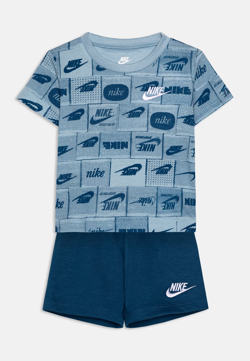 Nike Sportswear CLUB SET - Shorts - court blue/blue - Zalando.co.uk