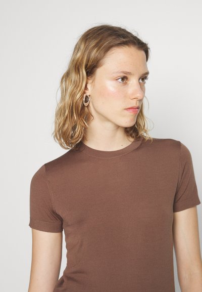 Theory TEE - Print T-shirt - pecan/light brown - Zalando.co.uk