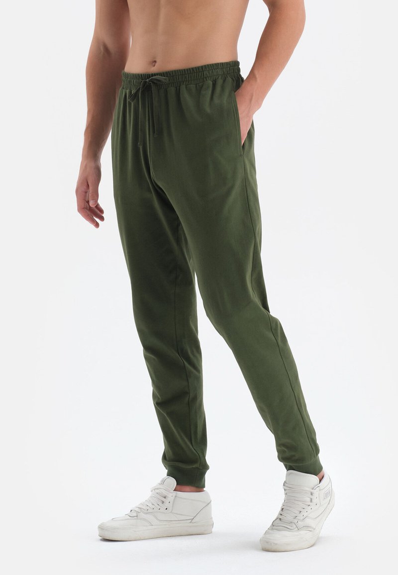 DAGI CONNECT - Tracksuit bottoms - khaki - Zalando