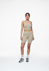 Pegador RUBY CROP - Top - vintage washed espresso/beige - Zalando.at