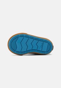 Clarks FOXINGBEEHI UNISEX - Sneaker low - light blue/hellblau - Zalando.at