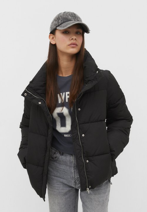 PULL&BEAR HOODED PUFFER WITH POCKETS - Winterjas - black/zwart - Zalando.be