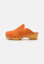 Gabor Clogs - orange/cognac - Zalando.co.uk