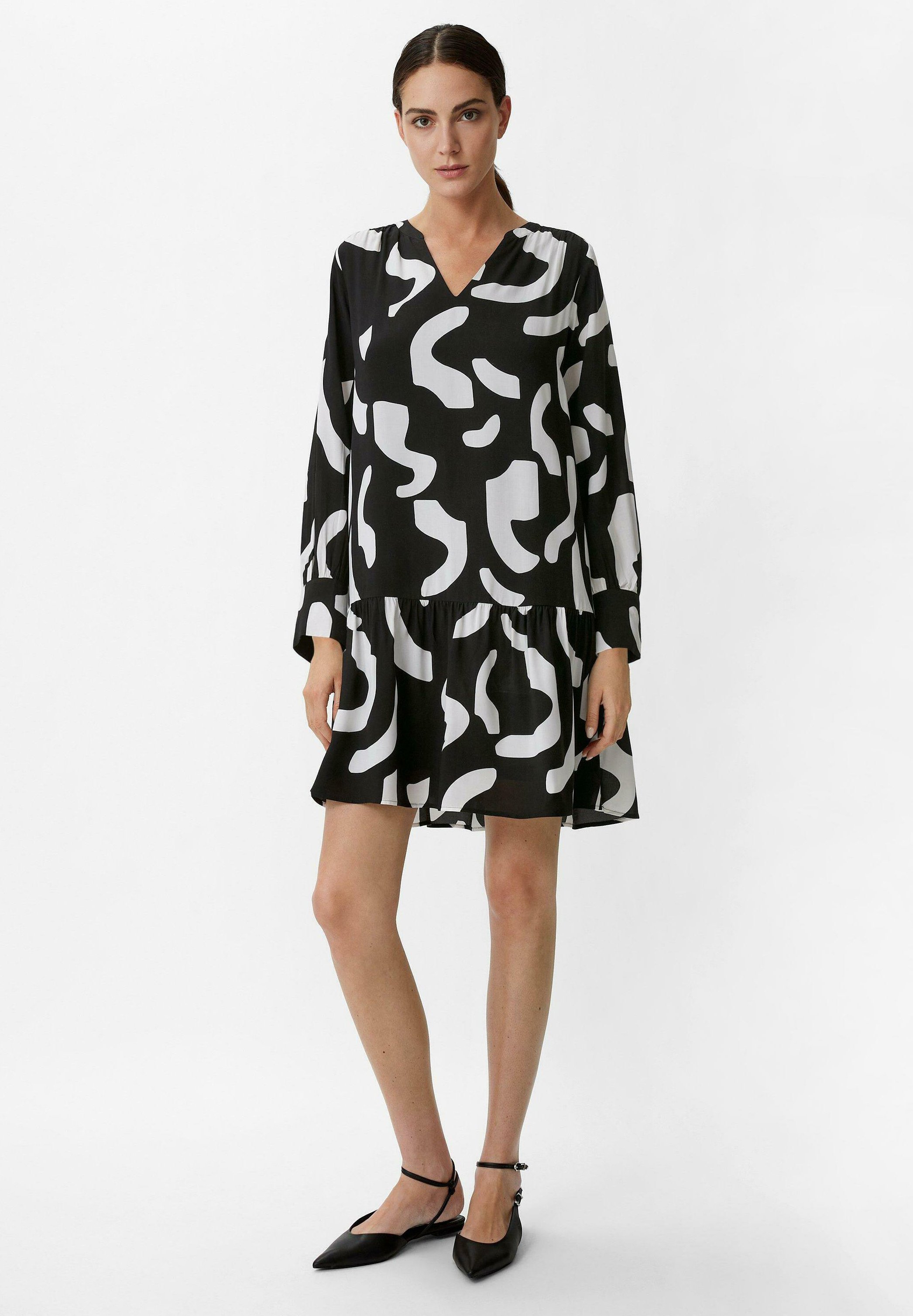 comma MIT ALLOVER-PRINT - Freizeitkleid - schwarz - Zalando.ch