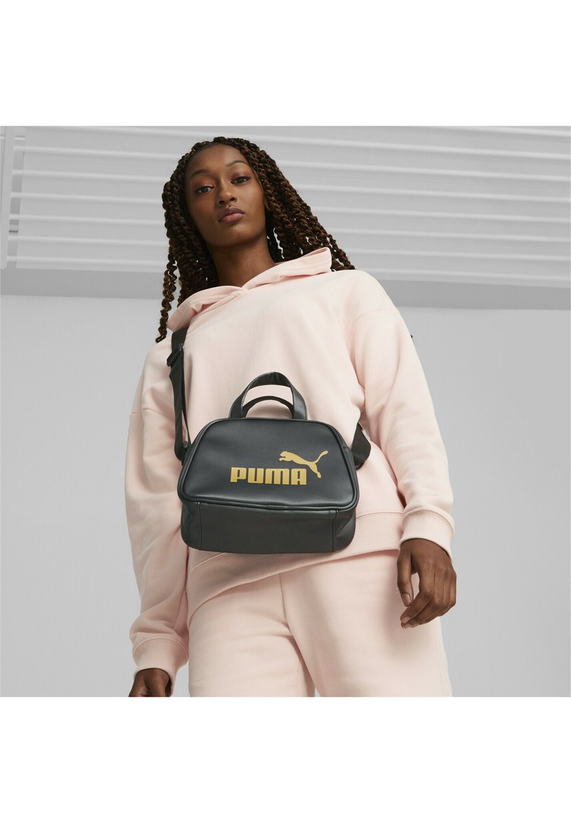 Puma CORE UP BOXY - Handbag - black - Zalando.de