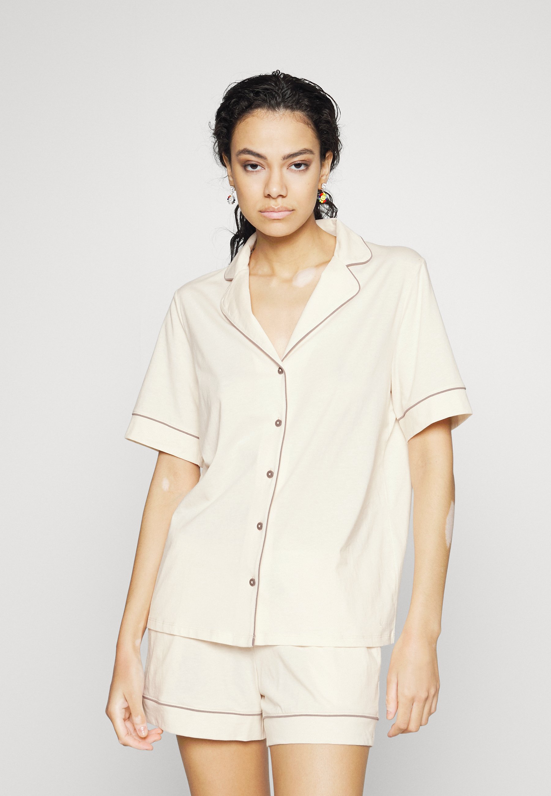 schlagen vorsichtig TeenagerJahre triumph boyfriend pyjama Kreide Viele ...