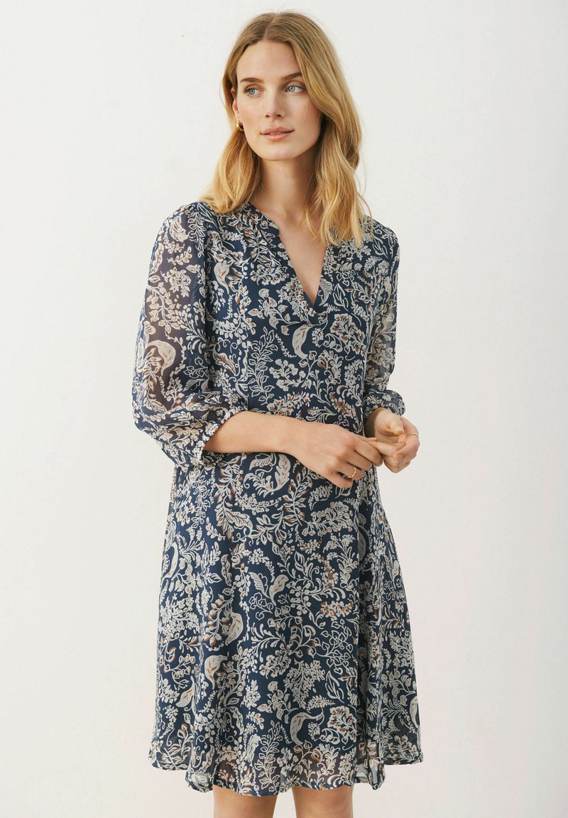Part Two BOTELLE - Freizeitkleid - midnight navy botanical/dunkelblau ...