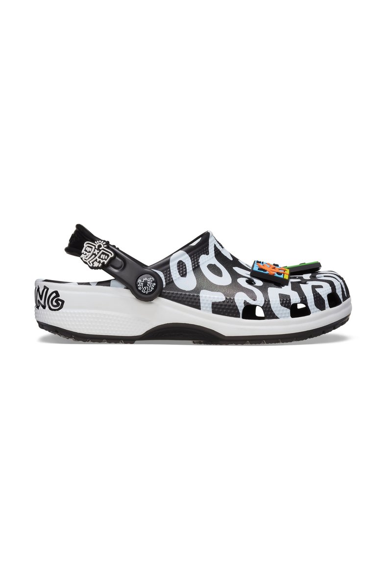 Crocs KEITH HARING CLASSIC - Clogs - black/zwart-metallic - Zalando.be