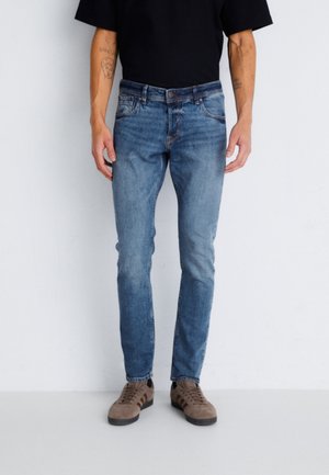 Only & Sons ONSWEFT ONE BOX - Jeans Straight Leg - medium blue denim ...