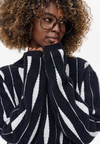 blue shadow SKAYA - Jumper - black - Zalando