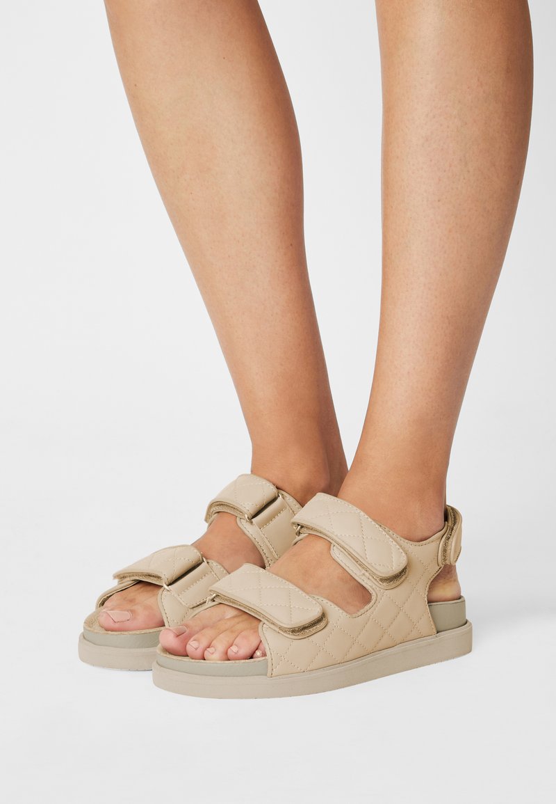 Pavement LUCIANA - Sandals - nude - Zalando.de