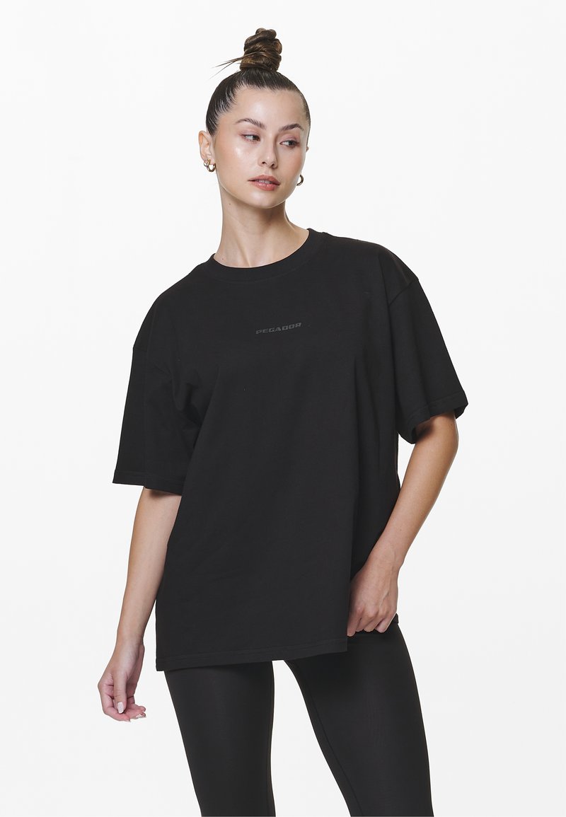 Pegador BEL AIR HEAVY OVERSIZED TEE - T-shirts - black/svart - Zalando.no