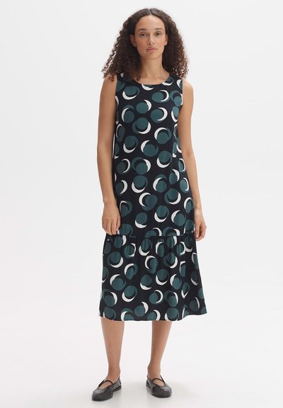 Opus Kleider online | Entdecke dein neues Kleid | ZALANDO