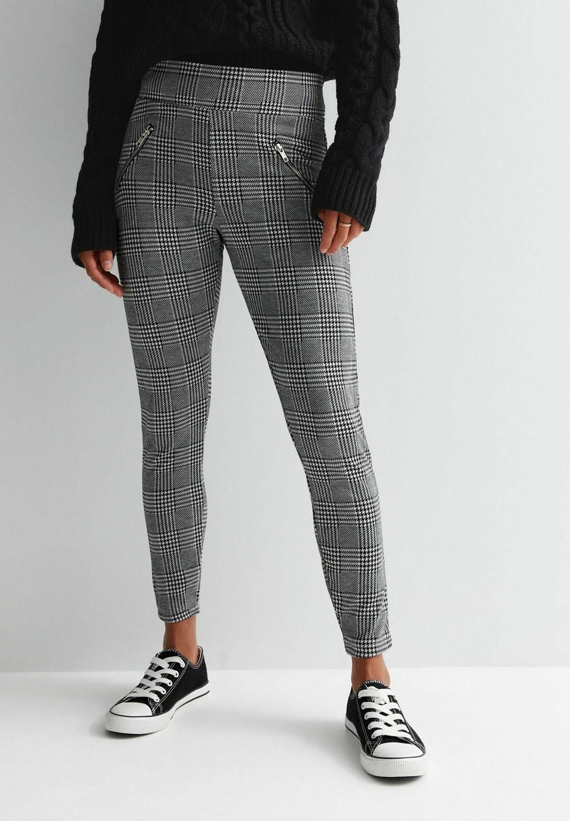 New Look Petite PETITE - Leggings - Trousers - black pattern/grey ...