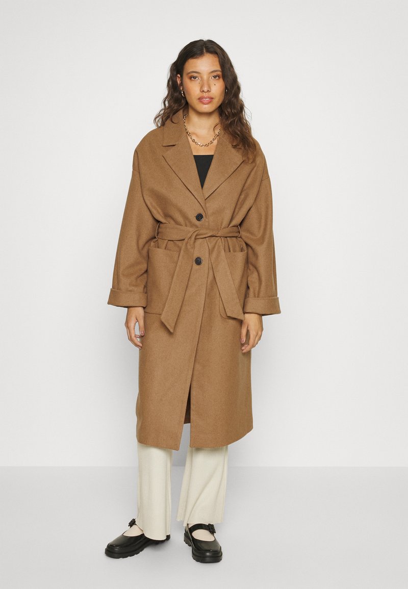 EDITED SANTO COAT - Klassischer Mantel - beige braun/braun - Zalando.ch