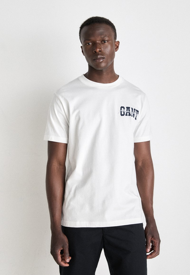 GANT ARCH SCRIPT - Print T-shirt - eggshell/off-white - Zalando.co.uk