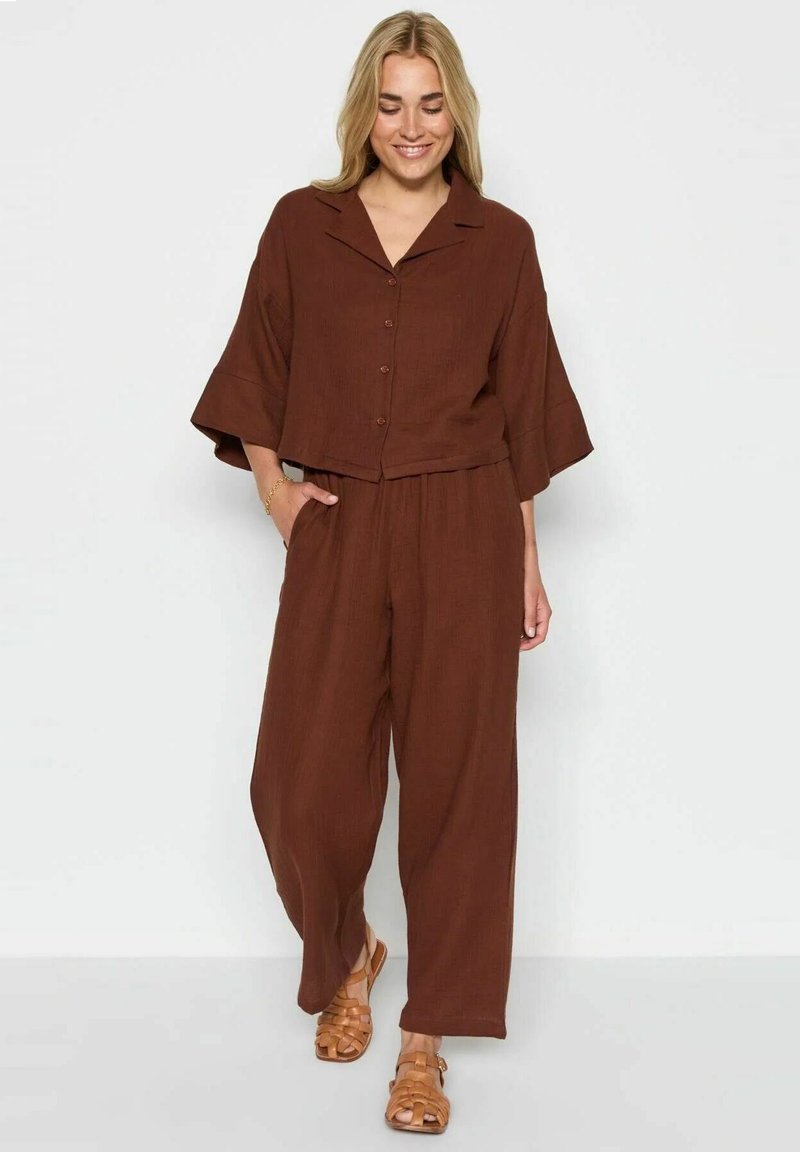 C&City MUSSELIN - Pyjamas - brown - Zalando