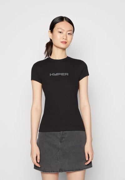 Weekday Damesartikelen • ZALANDO • Alles voor vrouwen online