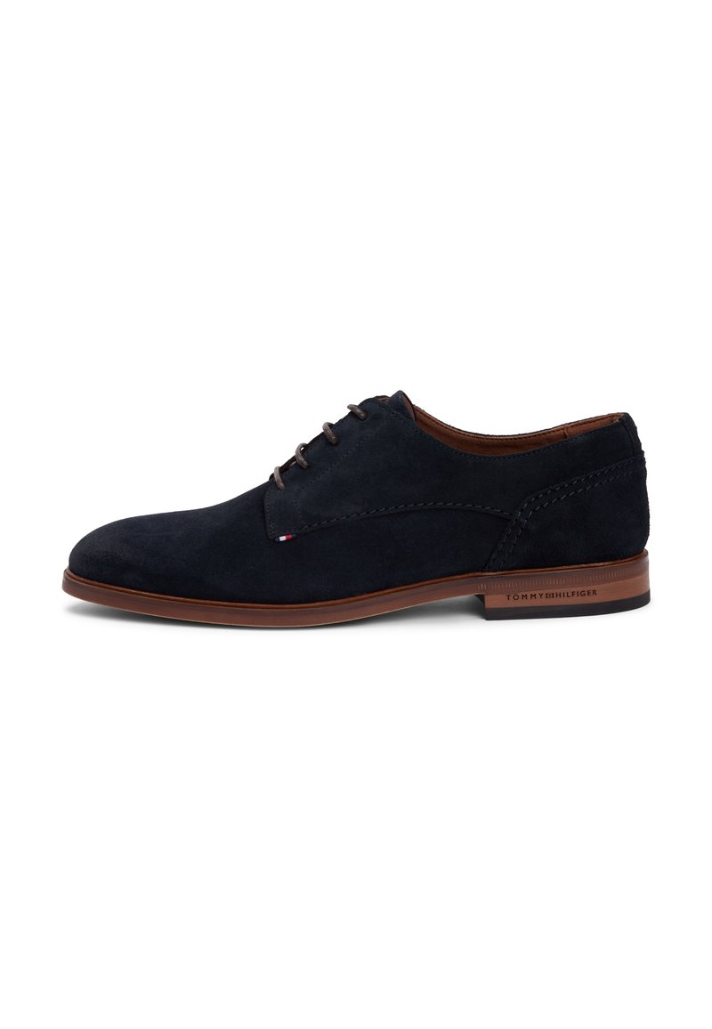Tommy Hilfiger SUEDE DERBY SHOES - Lace-ups - desert sky/dark blue ...