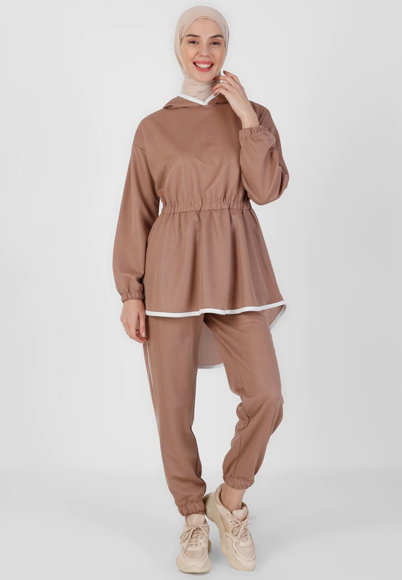 Modanisa TABA SET TAVIN - Dres/ochra - Zalando.pl