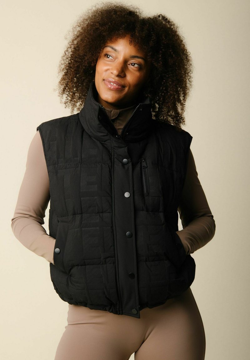 Copenhagen Cartel X ALIGN BY BLUME PUFFER - Bodywarmer - nero/zwart ...