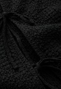 Next TEXTURED TIE UP - Weste - black/schwarz - Zalando.at