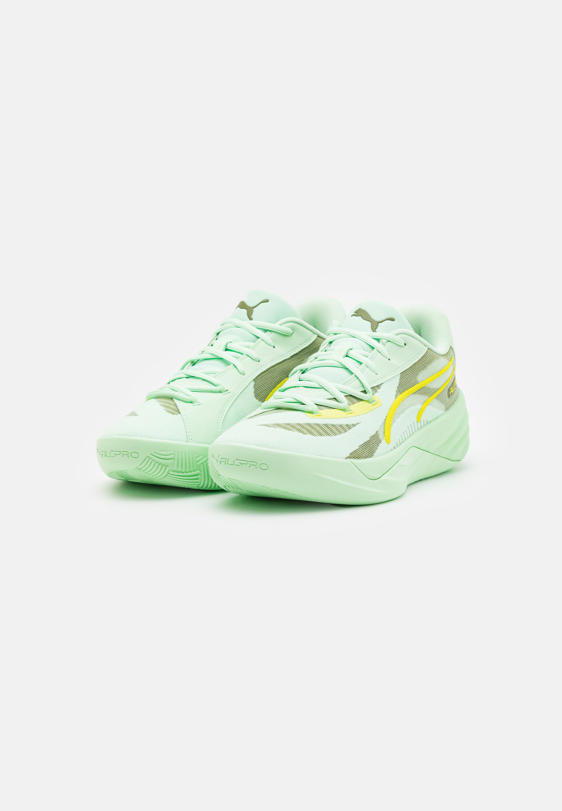 Light green pumas store