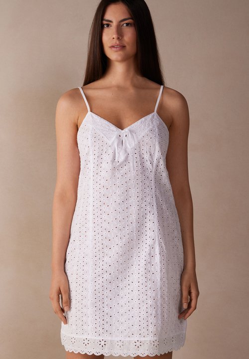 Intimissimi Georgette - Chemise de nuit / Nuisette - sand/beige ...