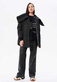 blue shadow FARAZ - Płaszcz zimowy/czarny - Zalando.pl