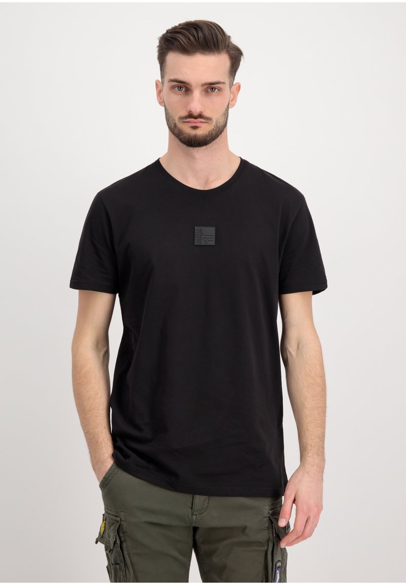 Alpha Industries POLOS LABEL - Basic T-shirt - black - Zalando.de