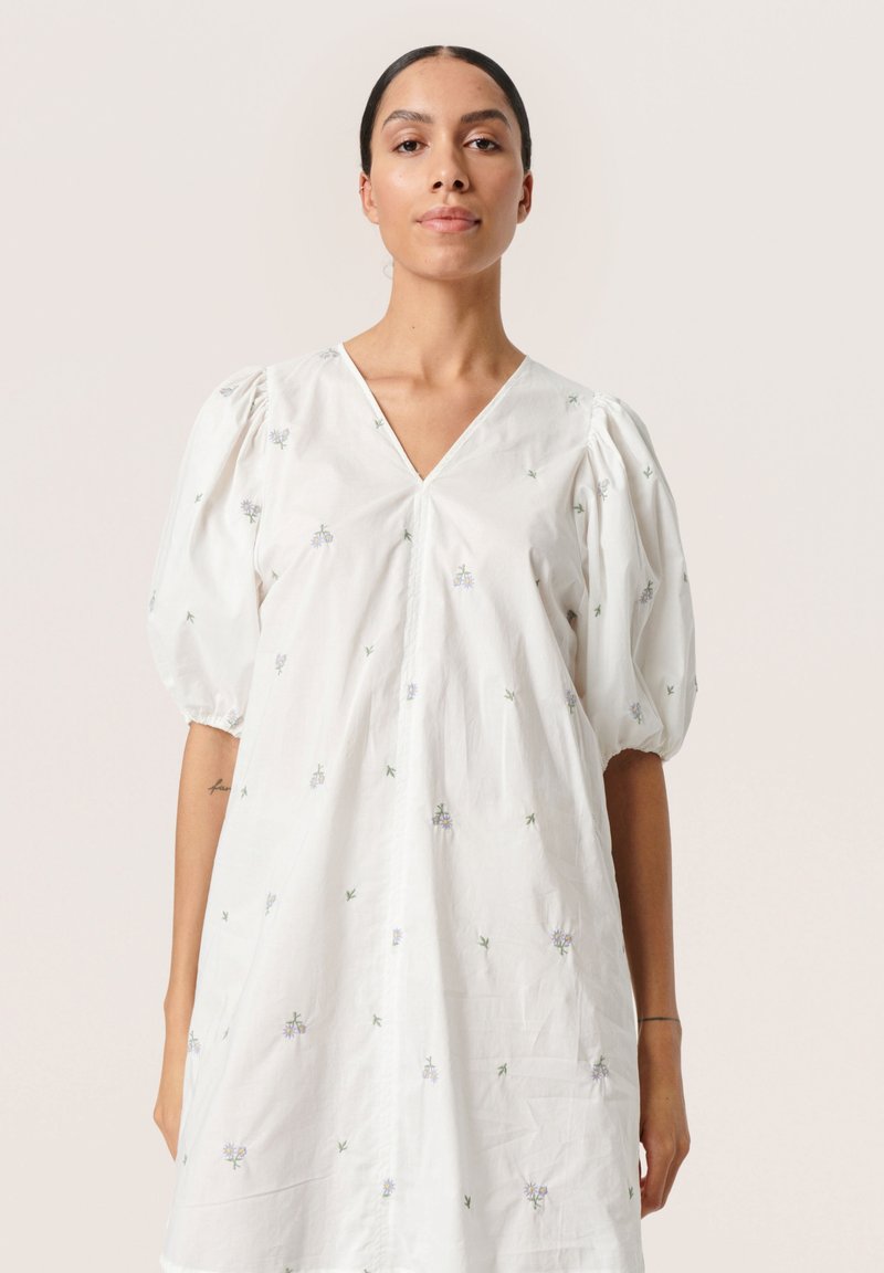 Soaked in Luxury LENORA - Freizeitkleid - whisper white/weiß - Zalando.ch