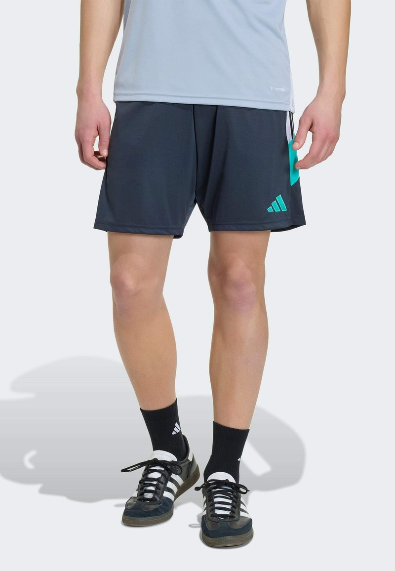 adidas Performance TIRO 26 ESSENTIALS SHORTS - Kurze Sporthose - night ...