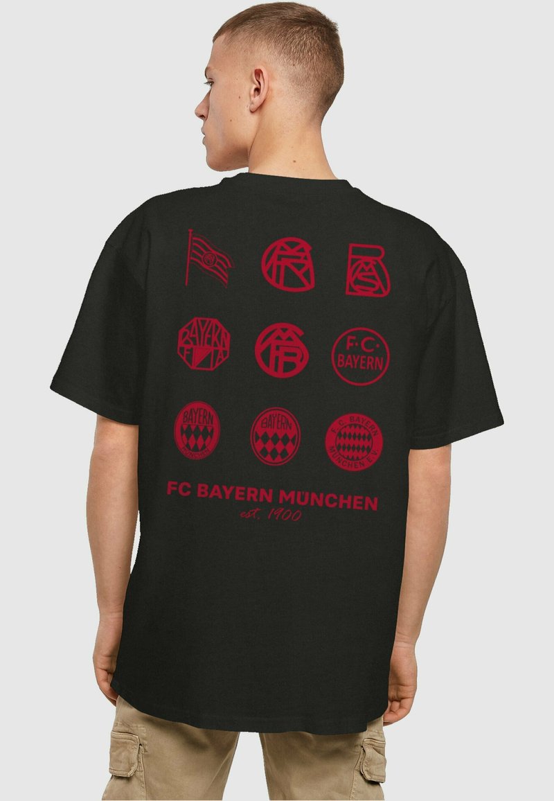 FC Bayern München LOGO HISTORY HEAVY OVERSIZED TEE - T-shirt print ...