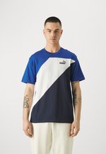Puma POWER COLORBLOCK TEE - T-Shirt print - club navy/dunkelblau ...
