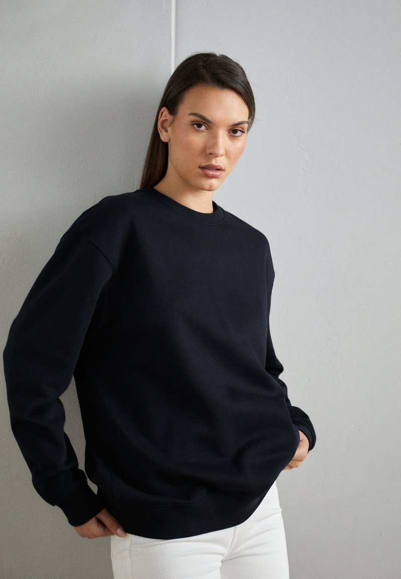 Esprit CREW NECK - Sweatshirt - black - Zalando.ie