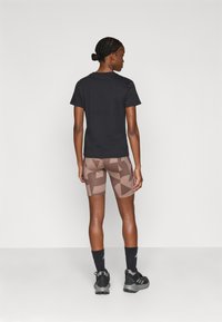 adidas Terrex Leggings - trace brown/earth strata/brown - Zalando