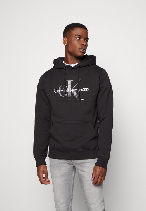 Calvin Klein Jeans Plus SEASONAL MONOLOGO HOODIE - Kapuzenpullover - black/porpoise/schwarz ...