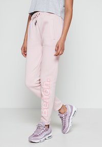 Bench COREY MAIN - Jogginghose - lotus pink/rosa - Zalando.de