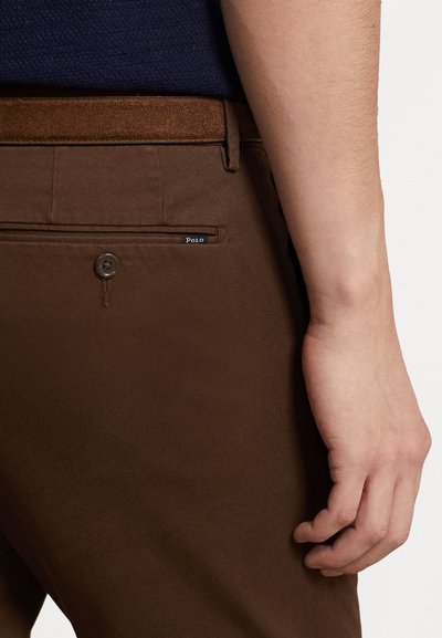 Polo Ralph Lauren FLAT PANT - Chino - branch brown/braun - Zalando.ch