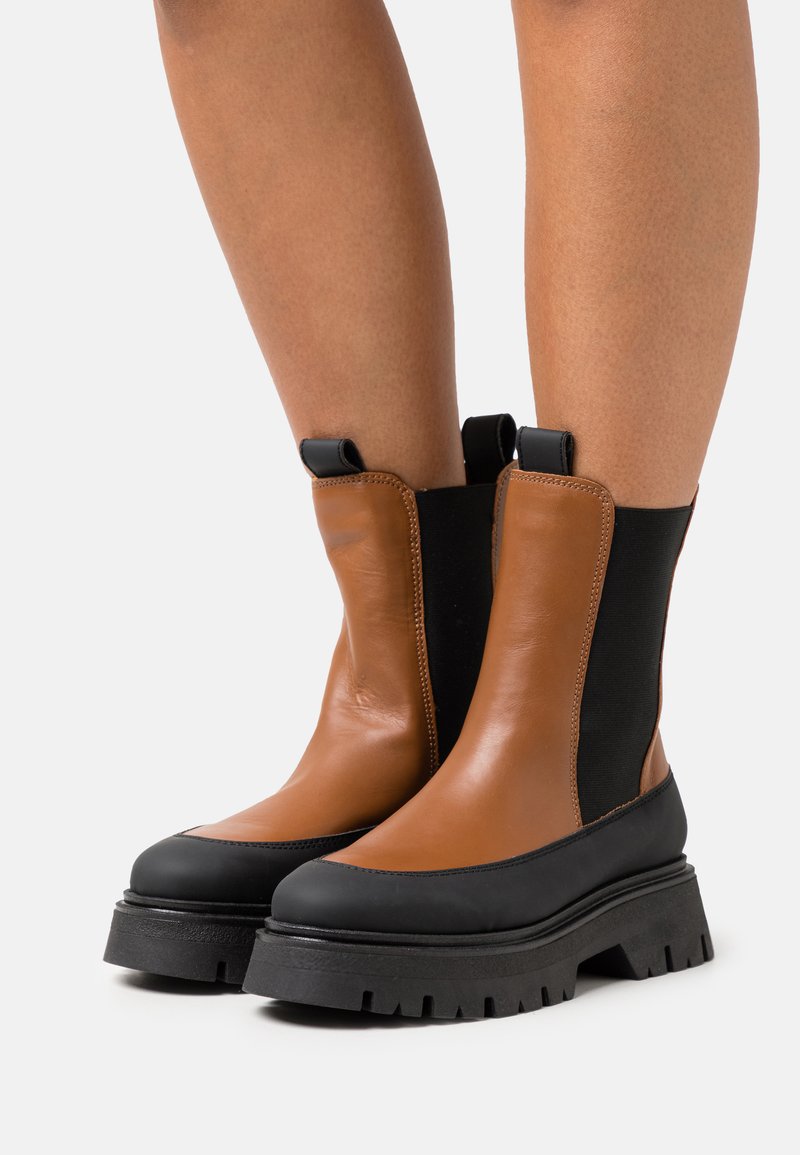 Tamaris Platform ankle boots - cognac/black/cognac - Zalando.co.uk