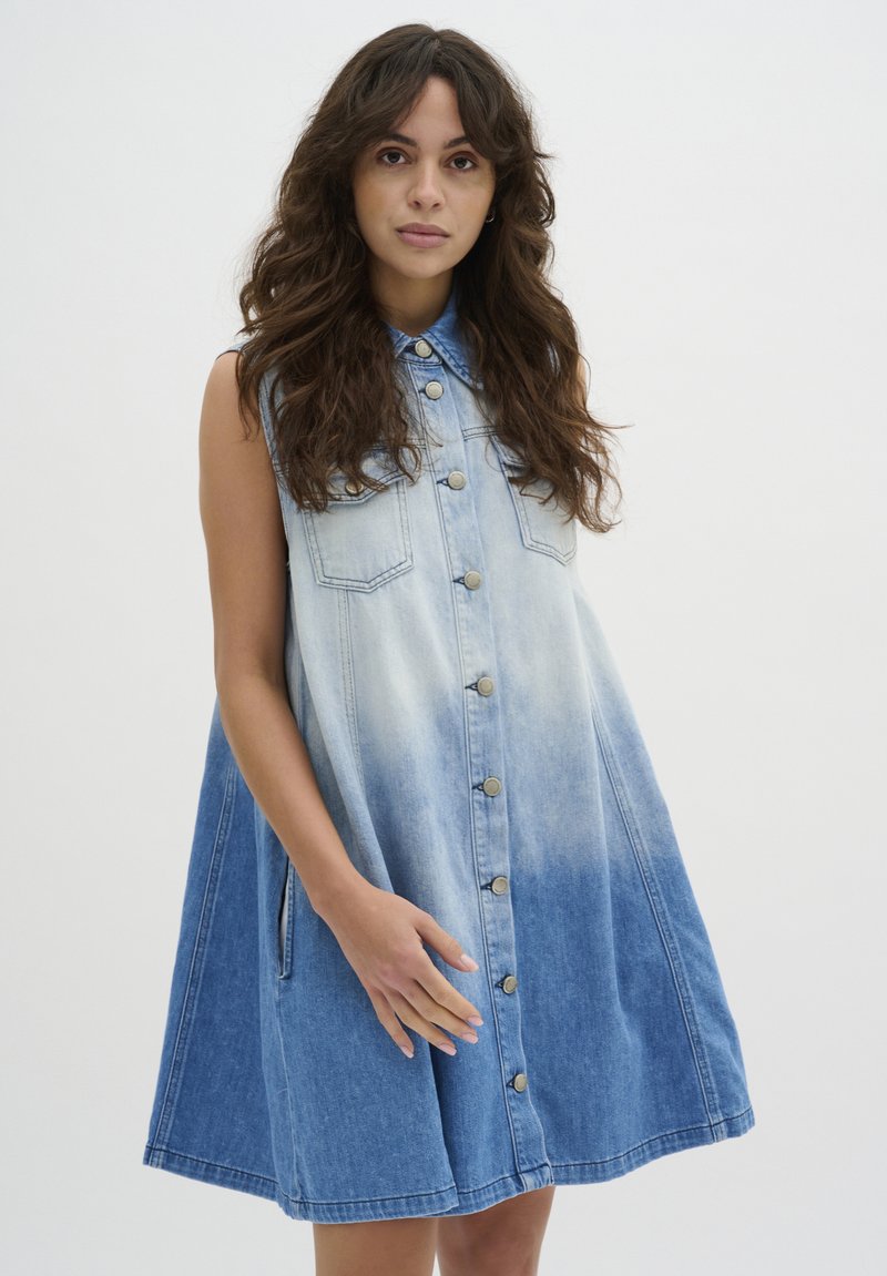 My Essential Wardrobe Rochie din denim - blue dip dye/denim albastru ...